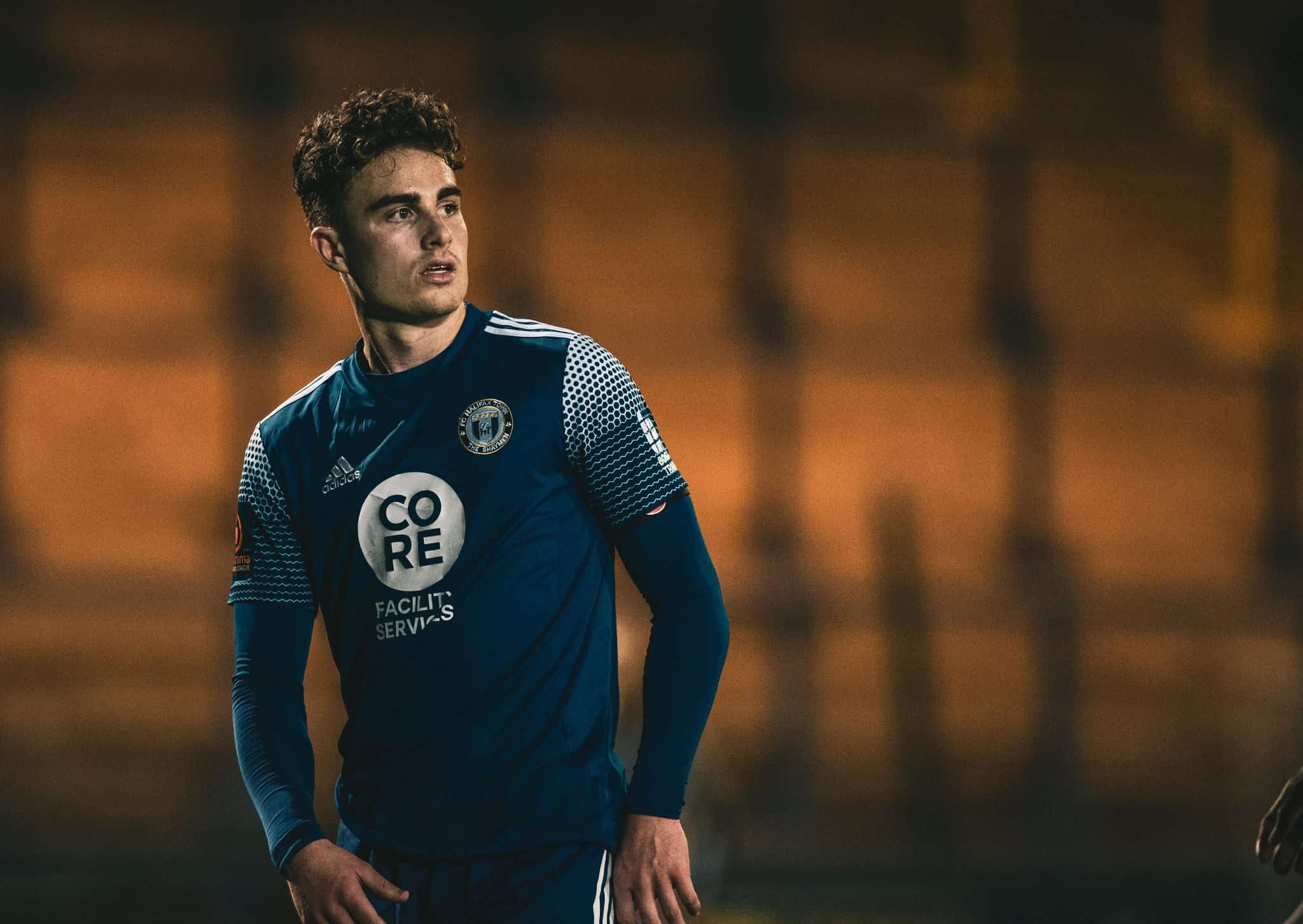 Dom Tear Signs For The Lions | Guiseley AFC